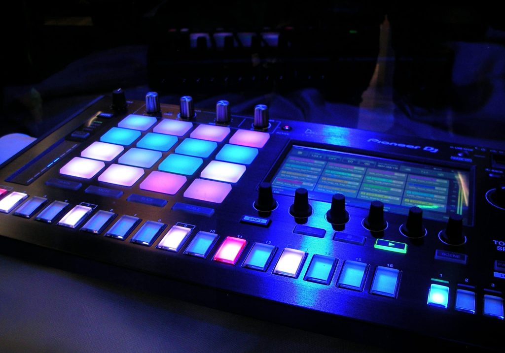 How To Make A Beat Like A Pro: The Ultimate Guide - Unison