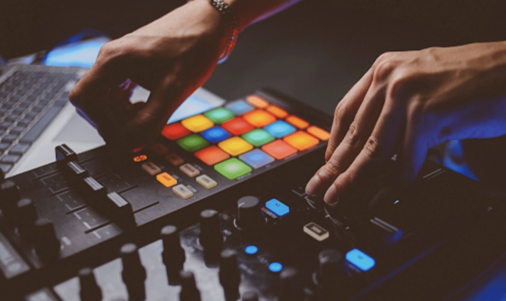 How to Make a Beat Like a Professional (From Start To Finish)