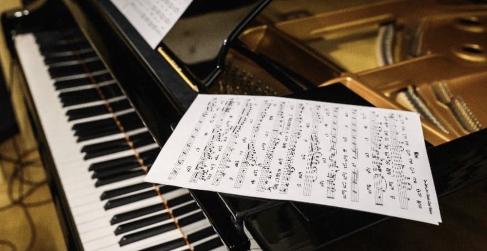 Major Chord Progressions 101: How To Create Uplifting Music