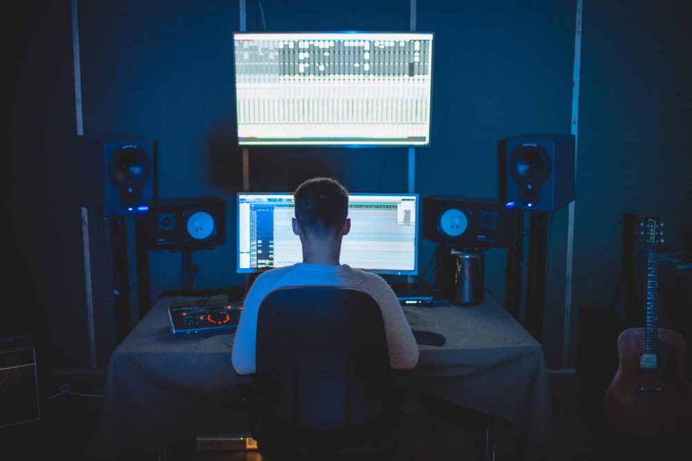 How to Become a Music Producer: 10 Inspiring Steps for Instant Success
