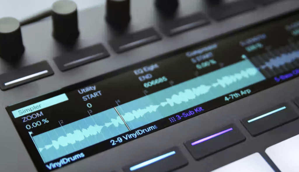 How To Use Sample Packs Creatively For Epic Beats (+ Pro Tips)